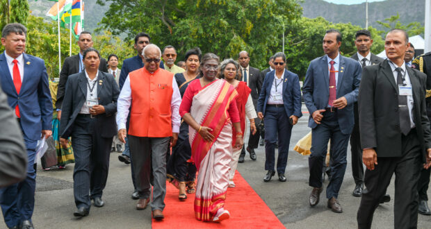 PRESIDENT OF INDIA VISITS MAHATMA GANDHI INSTITUTE, MOKA – The ...